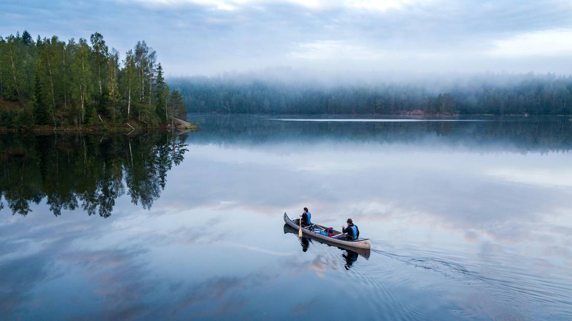 Embarquez sur un kayak et découvrez la Suède au fil de l’eau | Visit Sweden